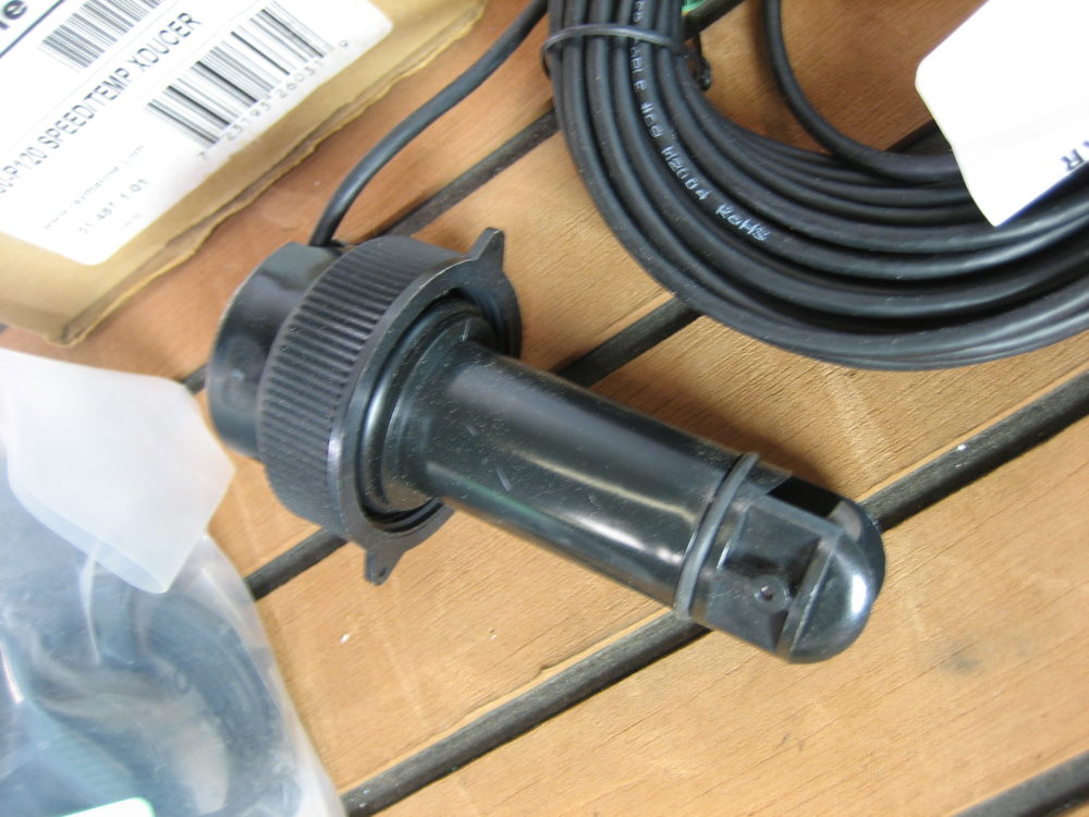 Airmar Raymarine NEW E26031 ST800 Plastic Speed Temp Transducer ST60 ...