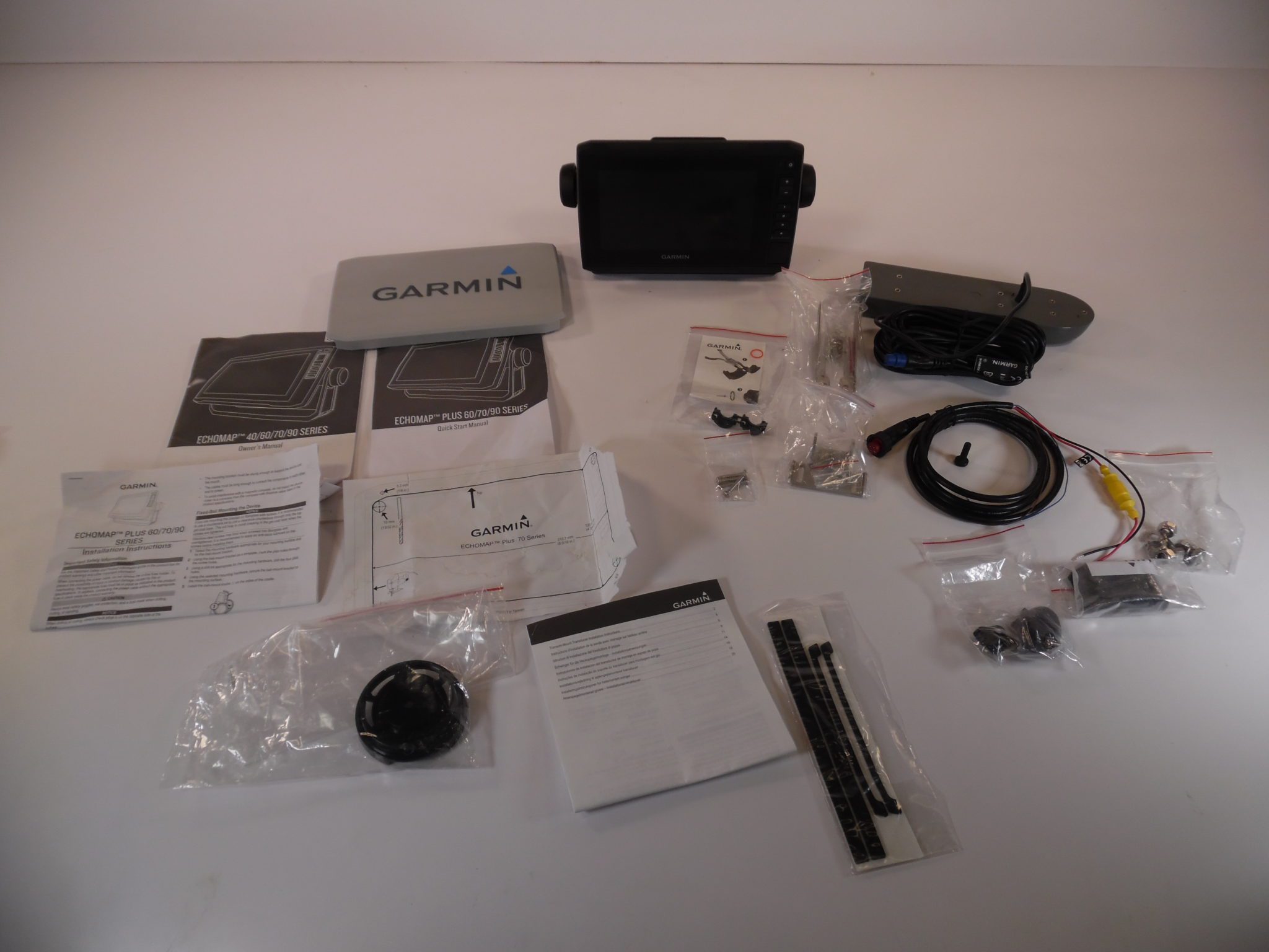 Garmin EchoMap Plus 74cv Sonar/Chartplotter MFD + Accessories - Perfect ...