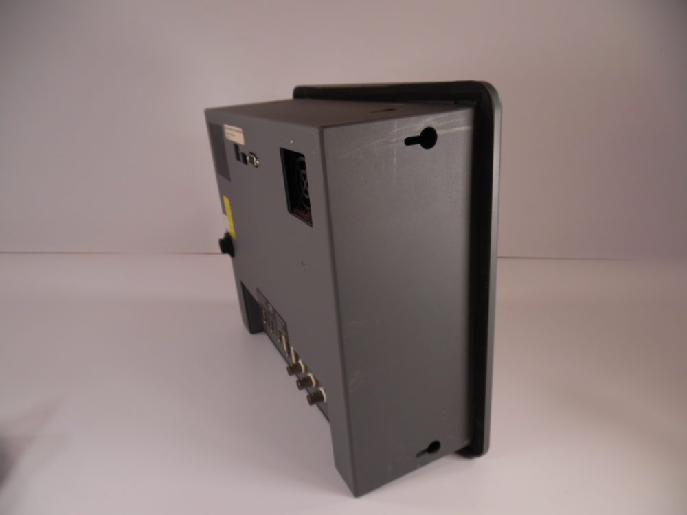 Raymarine G120 G-Series Marine Sunlight Monitor - E02034 Good Cond 90 ...
