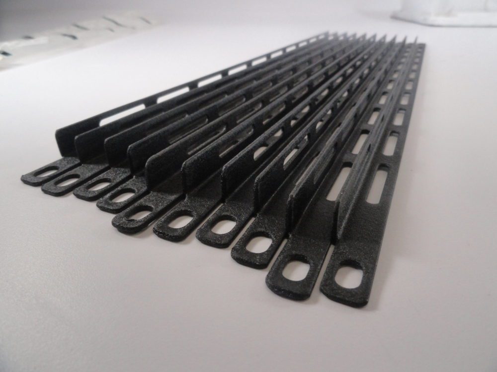Middle Atlantic Products LSP-1A Essex Horizontal Lacer Bars - Max ...