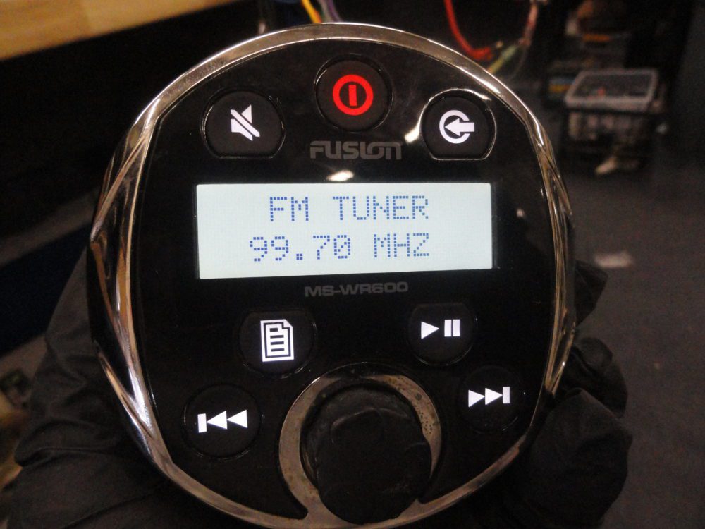 Fusion MS-WR600 Marine Wired Remote - Free US Shipping - Max Marine ...
