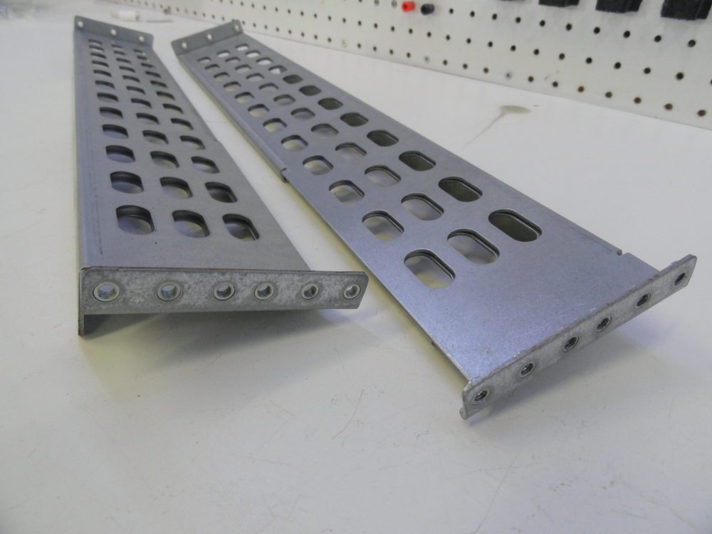 APC 870-1250A / 870-1251A Rack Mount Slide Rails - Free US Shipping ...