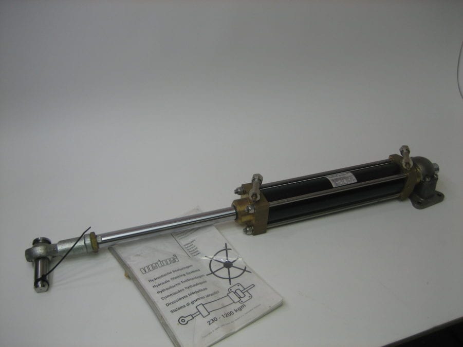 Vetus Commercial Craft Hydraulic Steering Cylinder Ram Type MT0345B ...