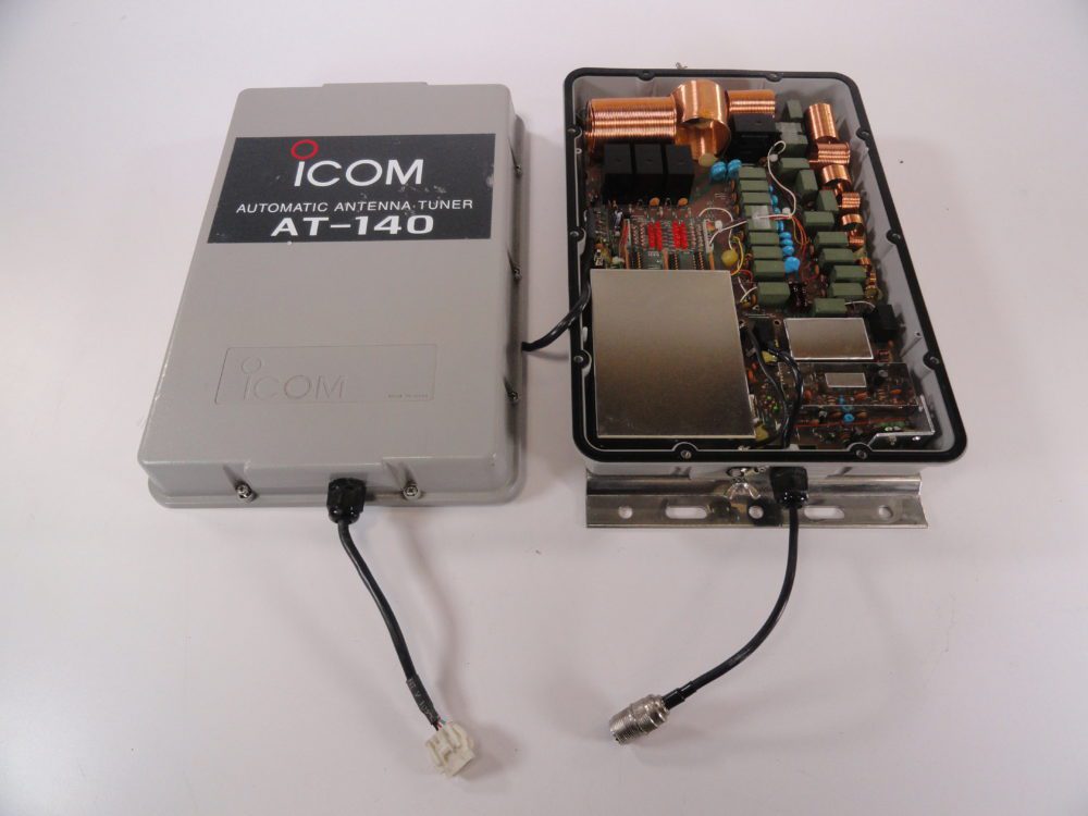 ICOM IC-M802 Single Side Band Radio and 2 Automatic Tuners - Parts Lot ...