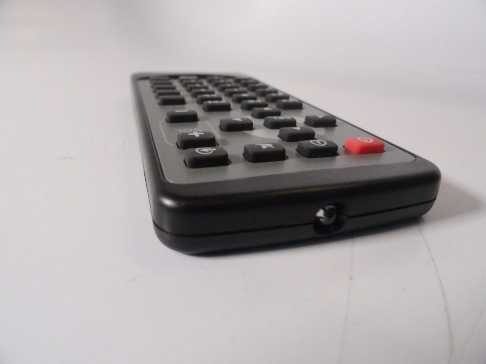 Fusion MS-IR600 Marine Stereo Remote - Free US Shipping - Max Marine ...