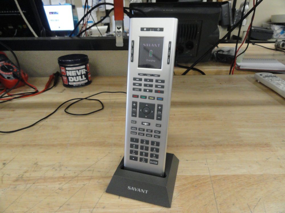 Savant SUR-0500 Universal Remote Control w/ Power Supply & Charging ...