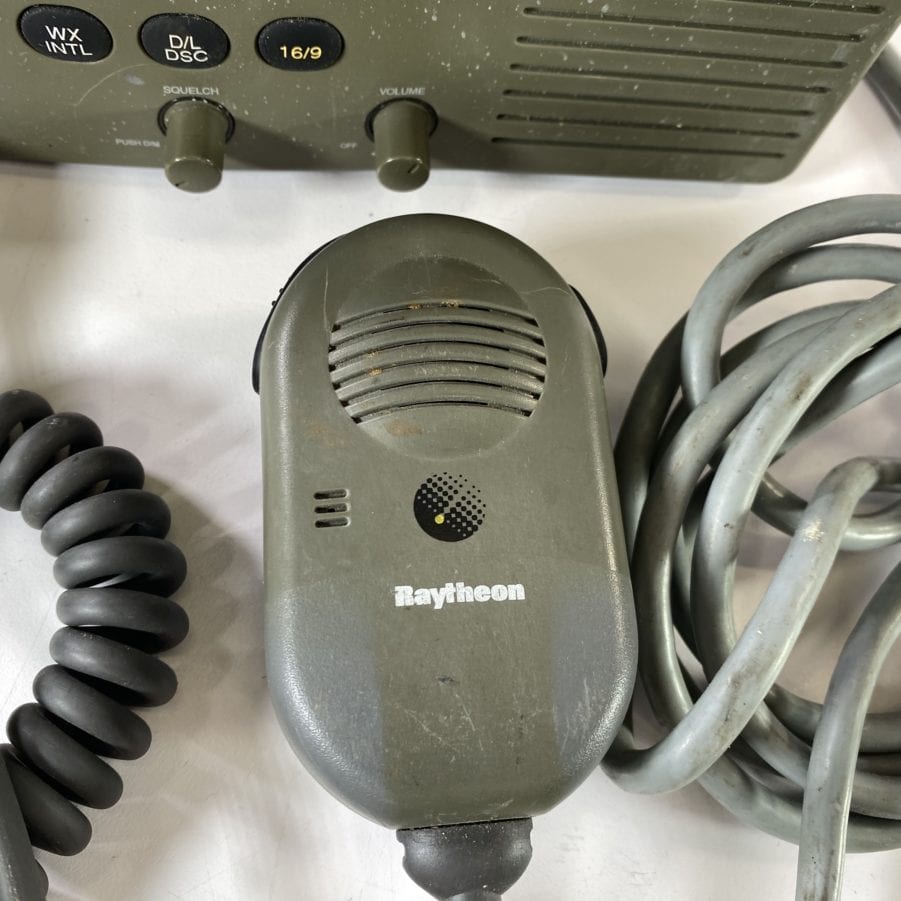 Raytheon Ray220 VHF Hailer w/ Microphone Marine Radio Fully Tested ...