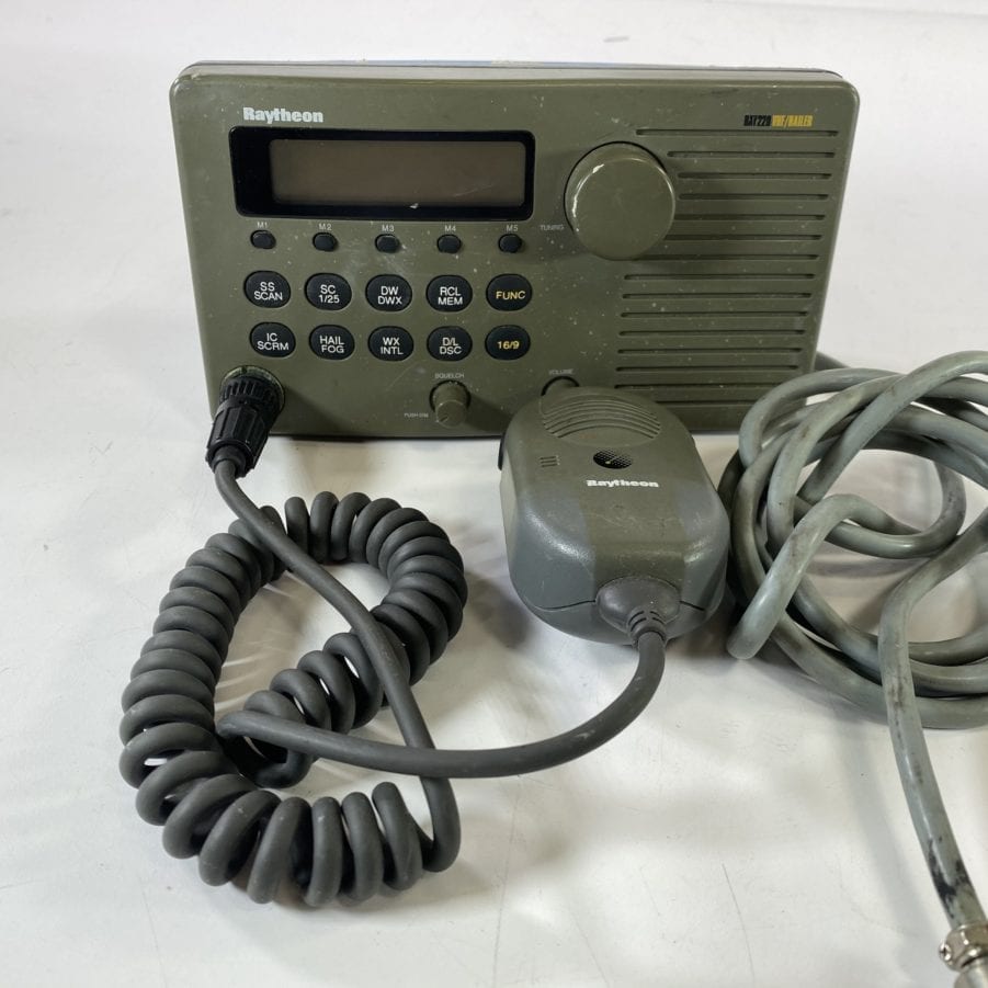 Raytheon Ray220 VHF Hailer w/ Microphone Marine Radio Fully Tested ...