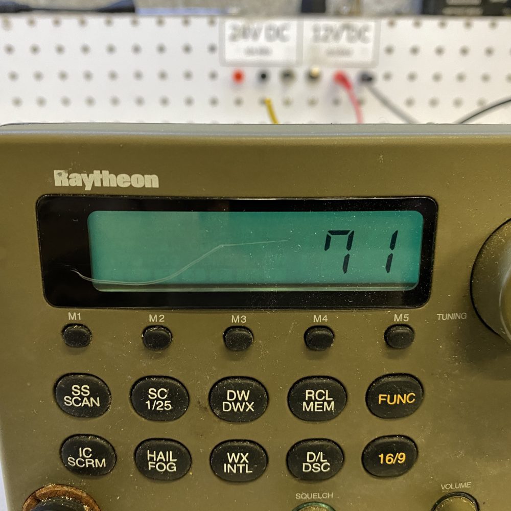 Raytheon Ray220 VHF Hailer w/ Microphone Marine Radio - Fully Tested ...