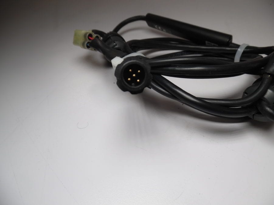 GENUINE SUZUKI 990C0 ENGINE INTERFACE CABLE - Good Condition. - Max ...