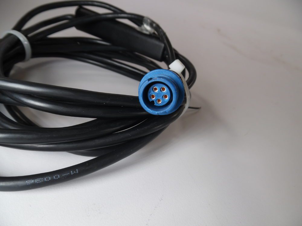 Suzuki EP-15 Fluid Level Sensor NMEA 5-pin Blue Connector - Max Marine ...