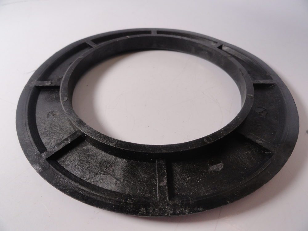 Airmar 20-618-01 Hull Spacer Installation Kit for SS164 - Max Marine ...