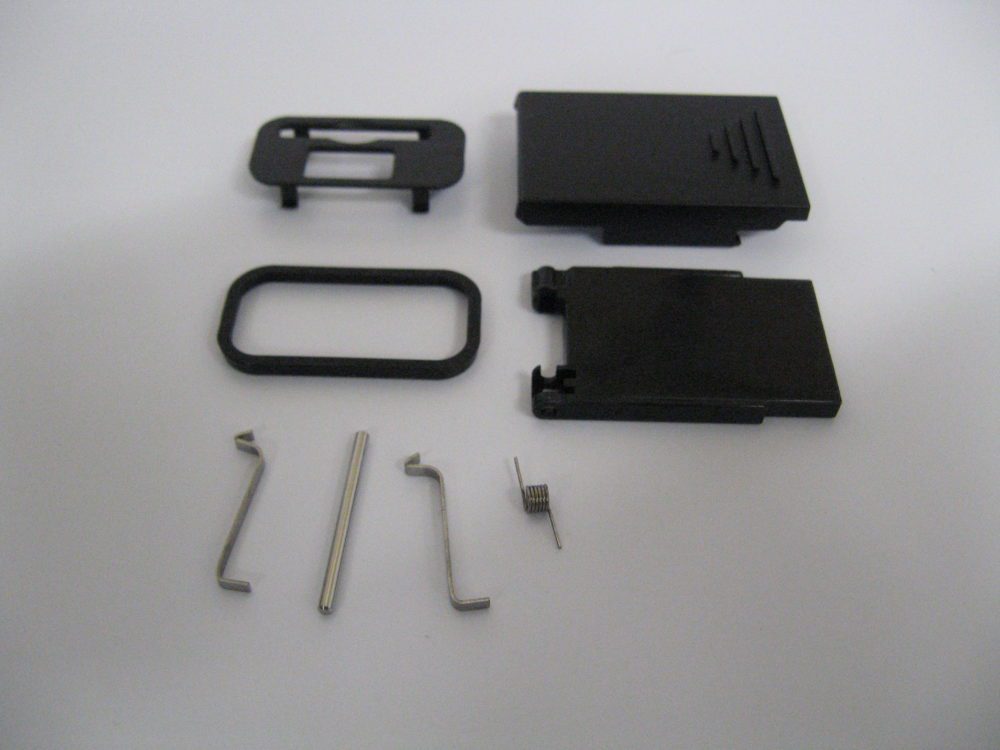 Simrad NSE/OP40/NSS SD Card Door Kit 000-00140-001 NEW - Max Marine ...