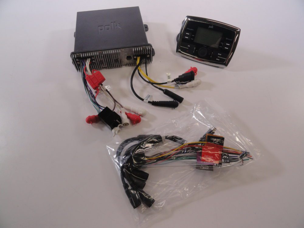 Polk PA4A Marine Stereo w/ PA4A Compatibilty Module and Wiring Harness ...