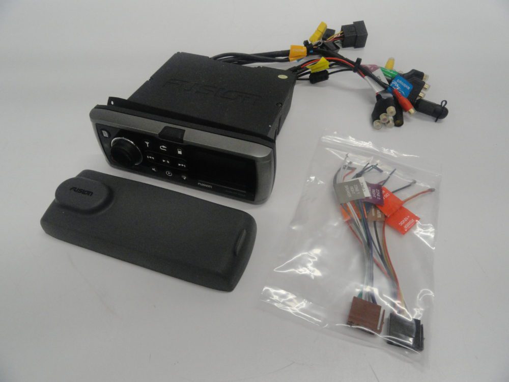 Fusion MS-IP700i True-Marine Entertainment System for iPod - Free US ...