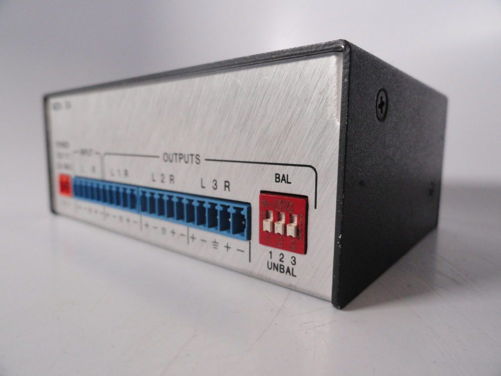 Extron 33-1328-07 MDA 3A Three Output Stereo Audio Distribution ...