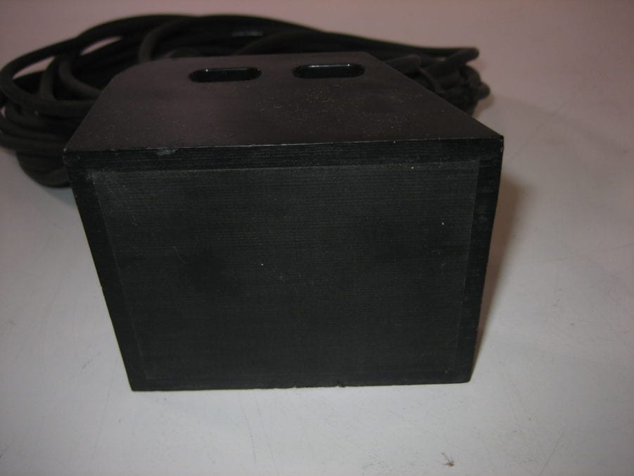 Airmar 200khz Transom Mount Transducer w/4 Pin Connector *NEW* - Max ...