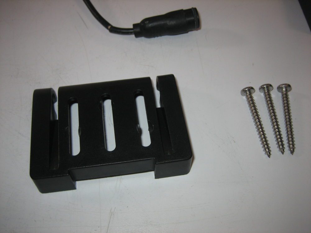 Raymarine Raytheon Apelco P65 BLEM Transom Mount Transducer L265/365 ...