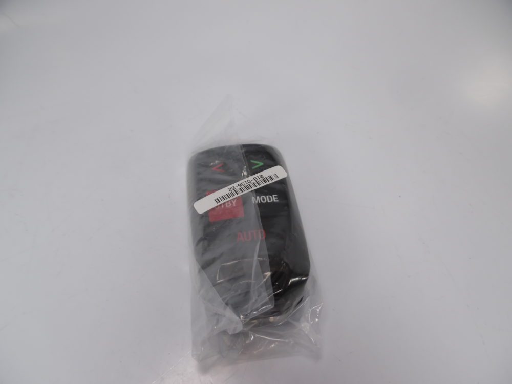 Simrad WR10 Wireless Autopilot Remote W/ BT1 Bluetooth Base - NEW OPEN ...