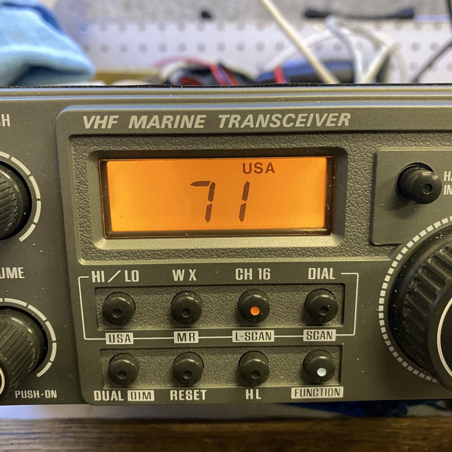 Icom IC-M100 Marine VHF Radio Transceiver Unit w/ Bracket NEW OLD STOCK ...