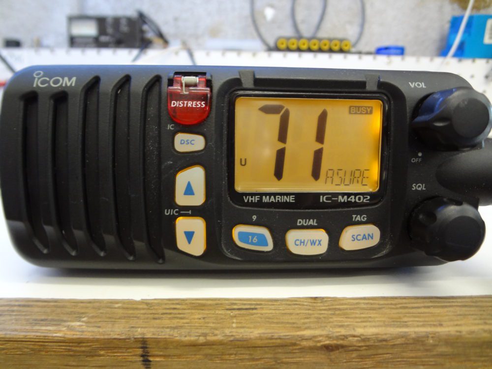 Icom IC-M402 Marine VHF Radio Transceiver Unit w/ Icom HM-141B ...