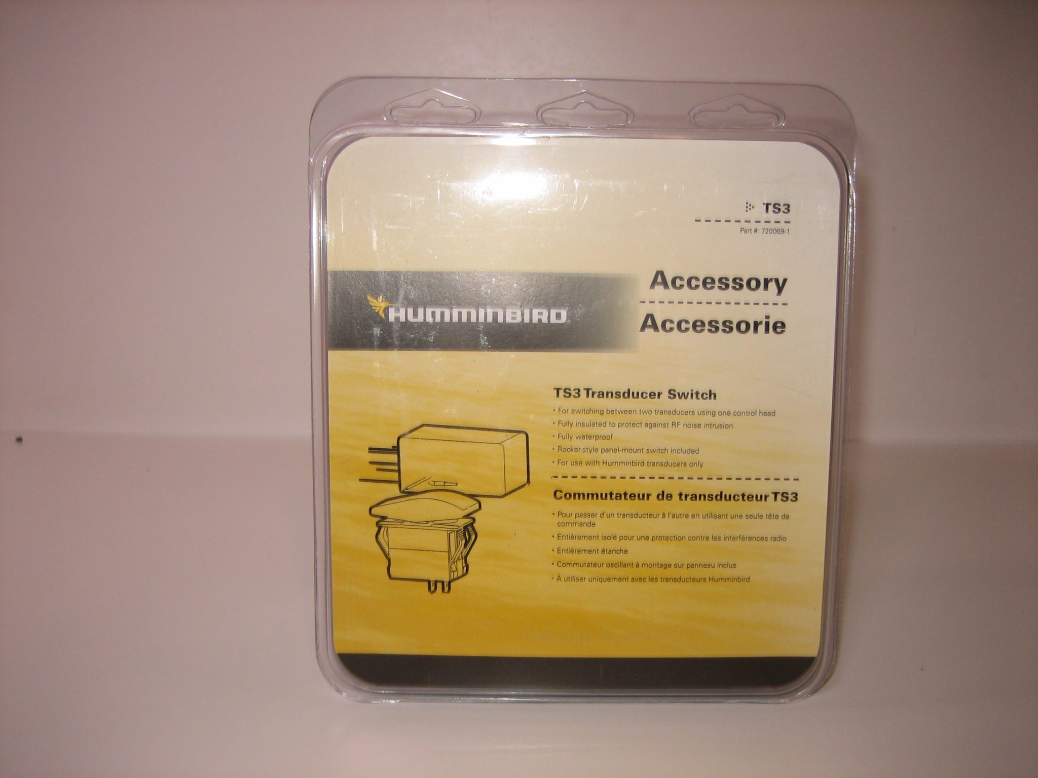 Humminbird TS3 720069-1 Transducer Switch f/2 Transducers, 1 Control ...