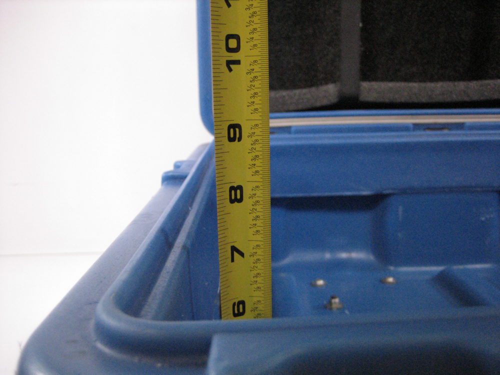 Hardigg 22"L x 21"W x 10"H Rolling Blue Hard Case - USED - Max Marine ...
