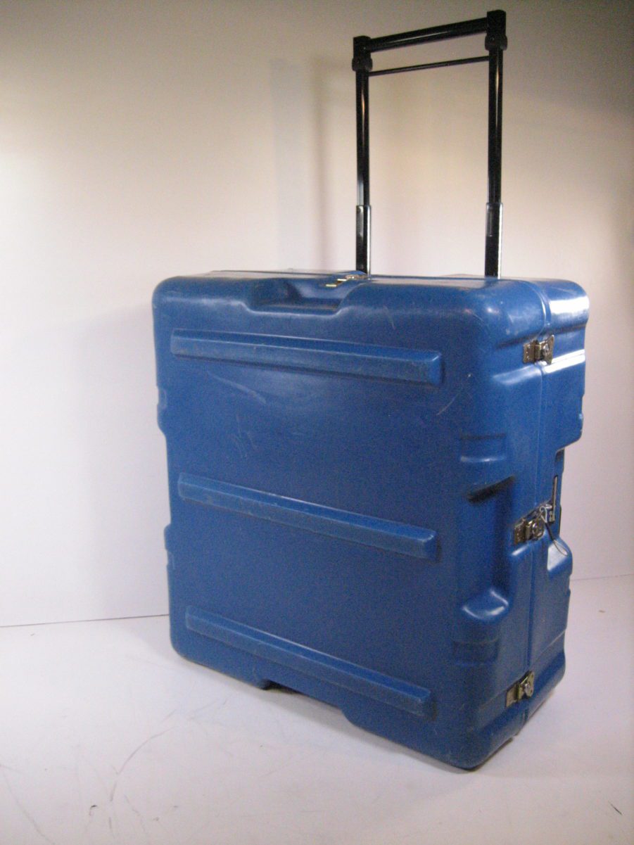 Hardigg 22"L x 21"W x 10"H Rolling Blue Hard Case - USED - Max Marine ...