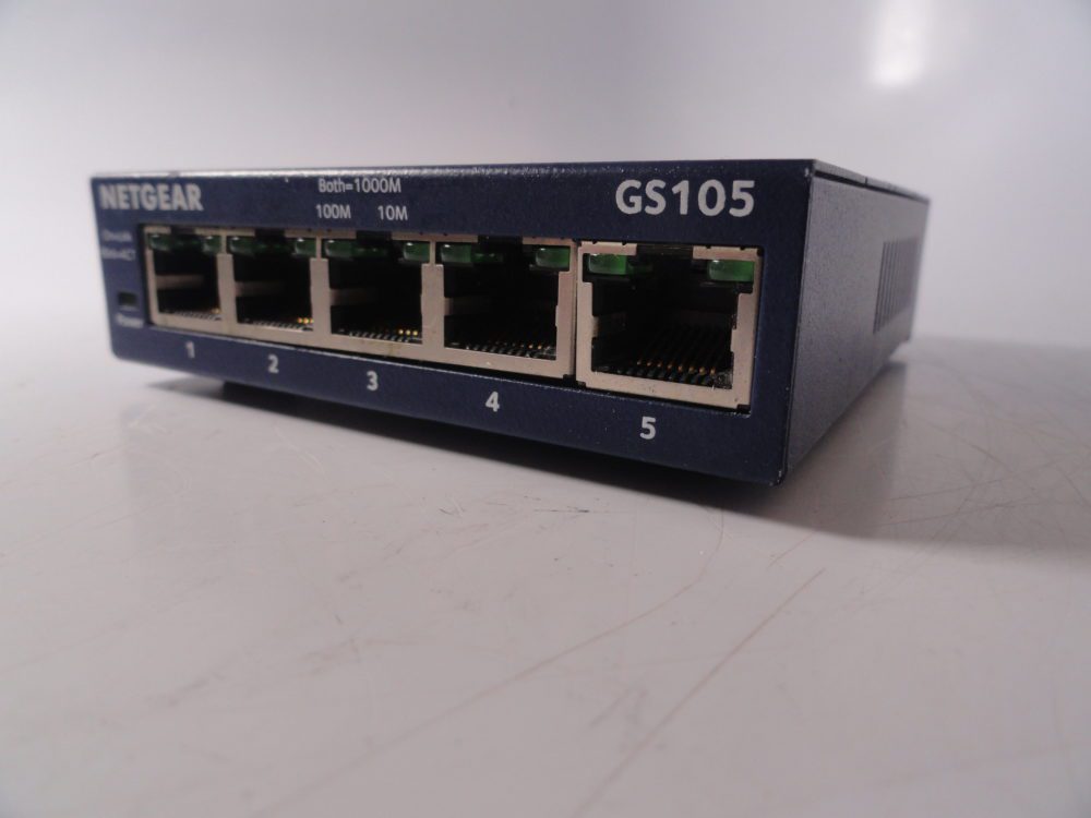 Netgear GS105 ProSAFE Gigabit Switch (Tested) - Free US Shipping - Max ...