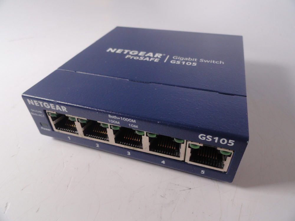 Netgear GS105 ProSAFE Gigabit Switch (Tested) - Free US Shipping - Max ...