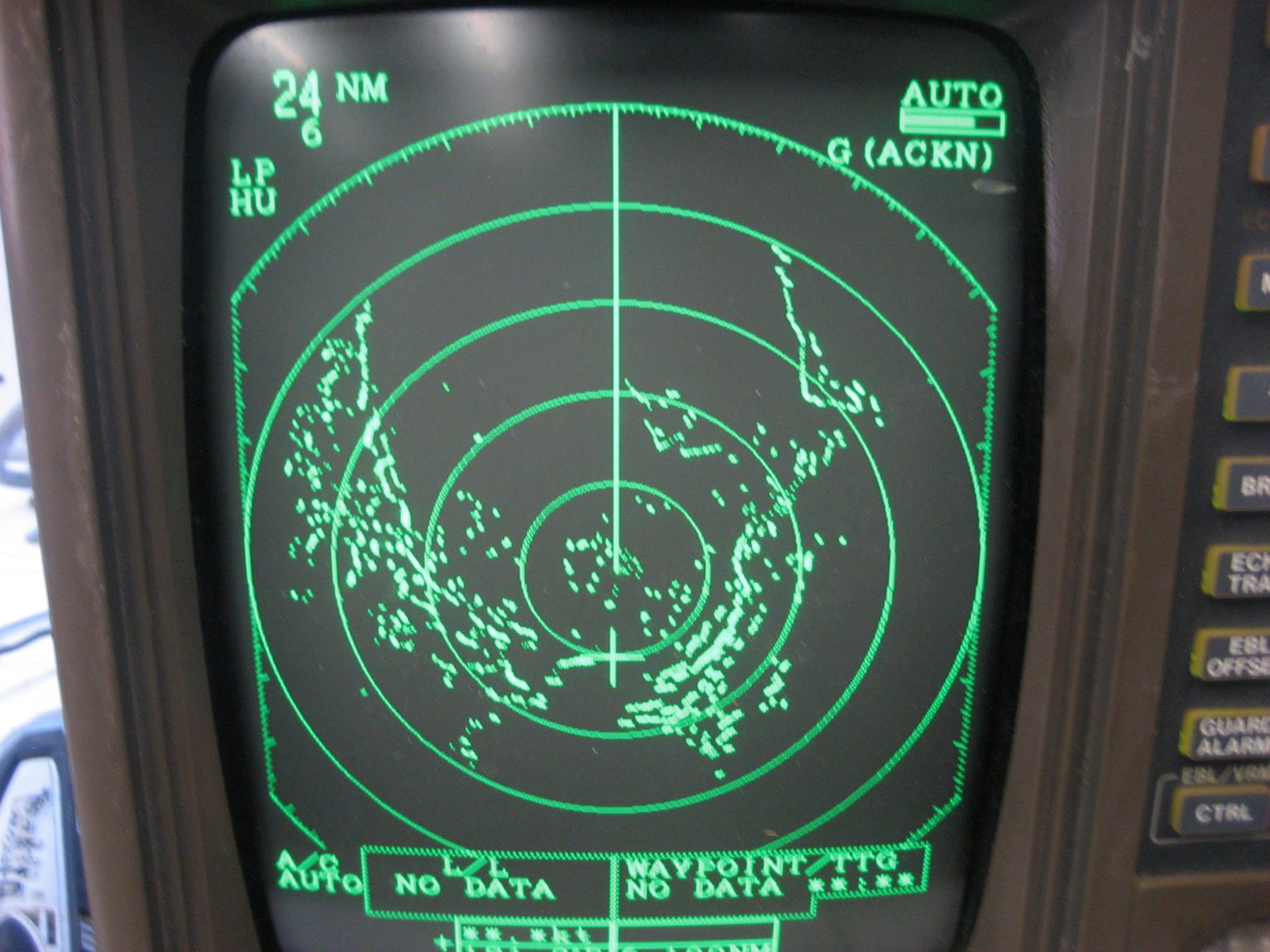 Furuno RDP-104 10" CRT Display for 1941 Radar System - TESTED - Max ...