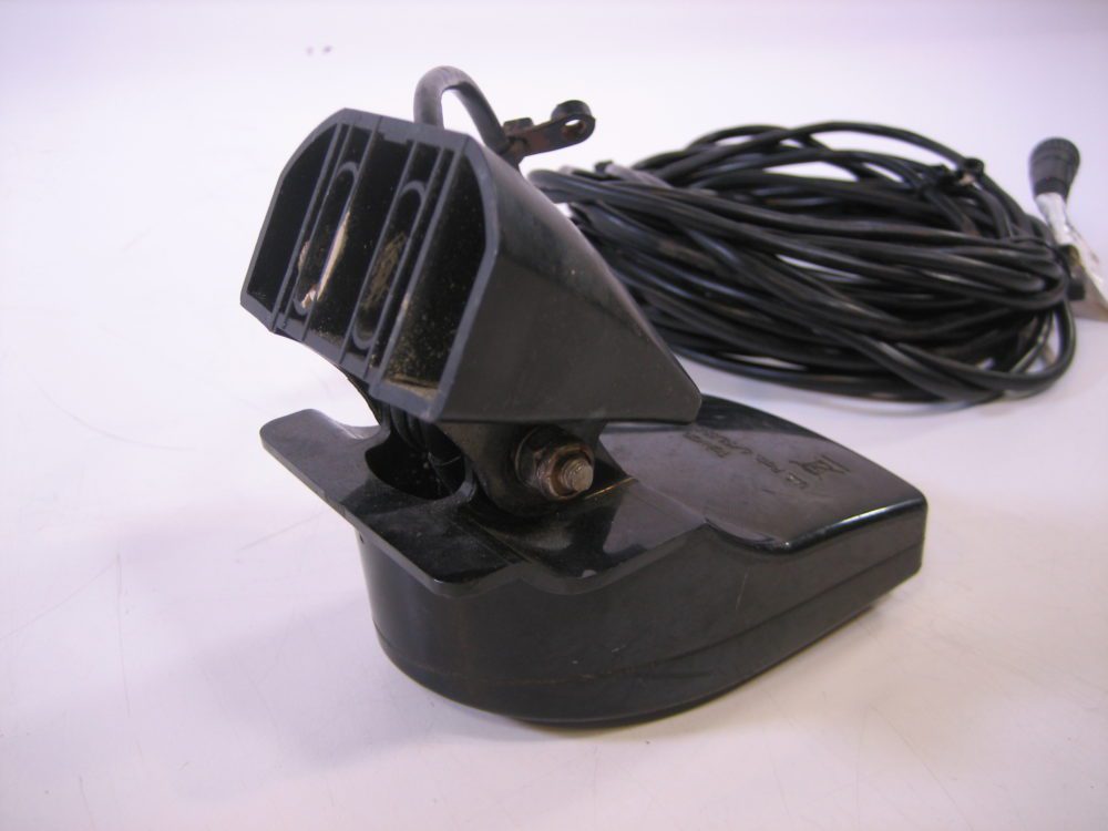 Garmin 010-10272-00 TRANSOM MOUNT DEPTH / TEMPERATURE TRANSDUCER 50/200 ...