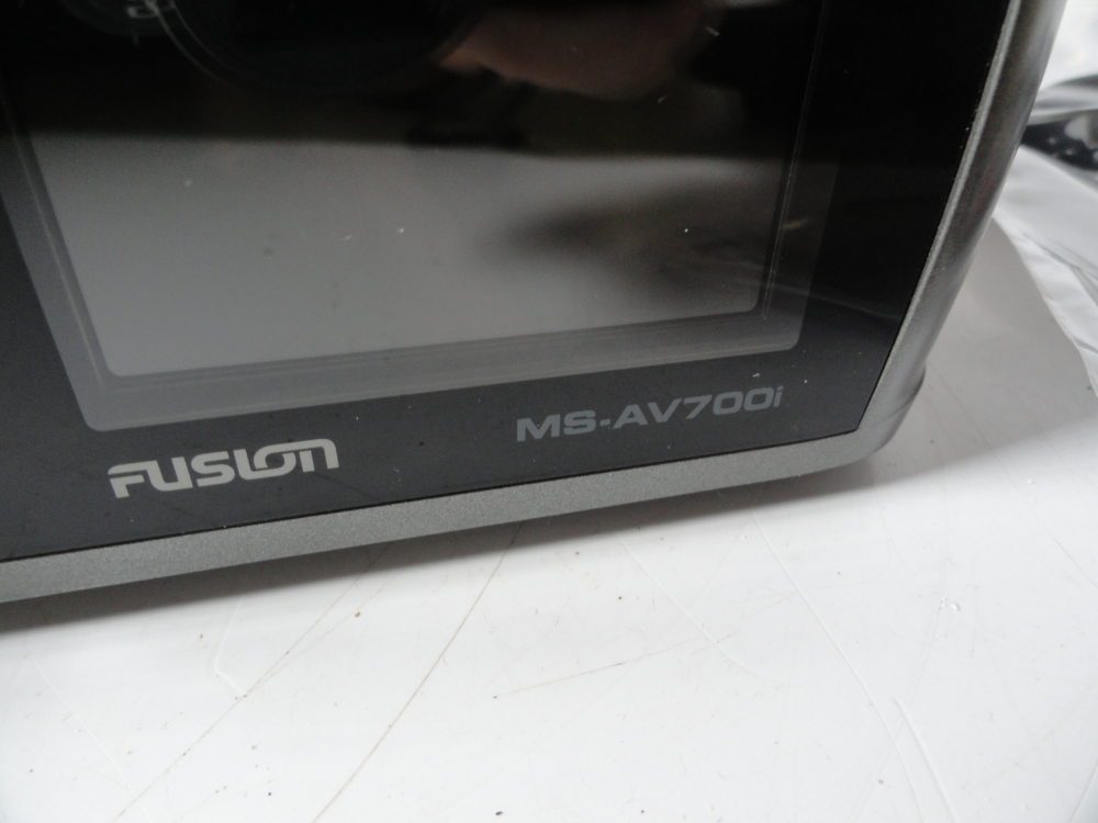 Fusion MS-AV700i AM/FM VHF DVD/CD Sirius XM Radio NMEA 2000 - Max ...