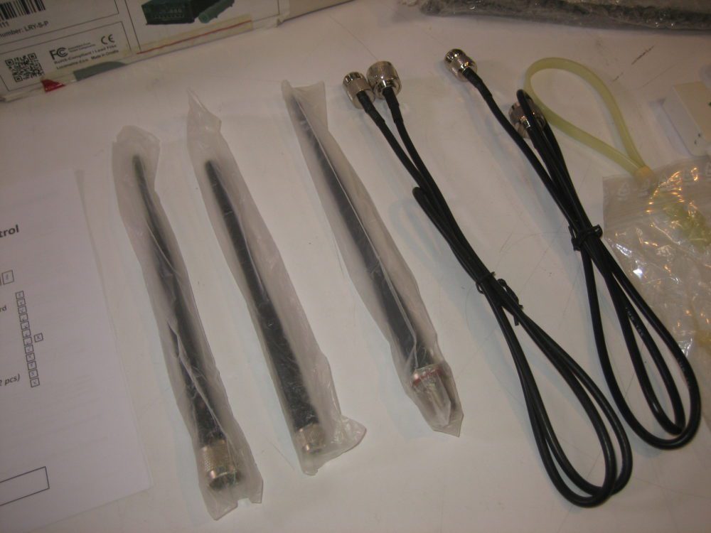 LocoMarine Yacht Router *NEW OLD STOCK* Standard 4G Booster LYR-S-P ...