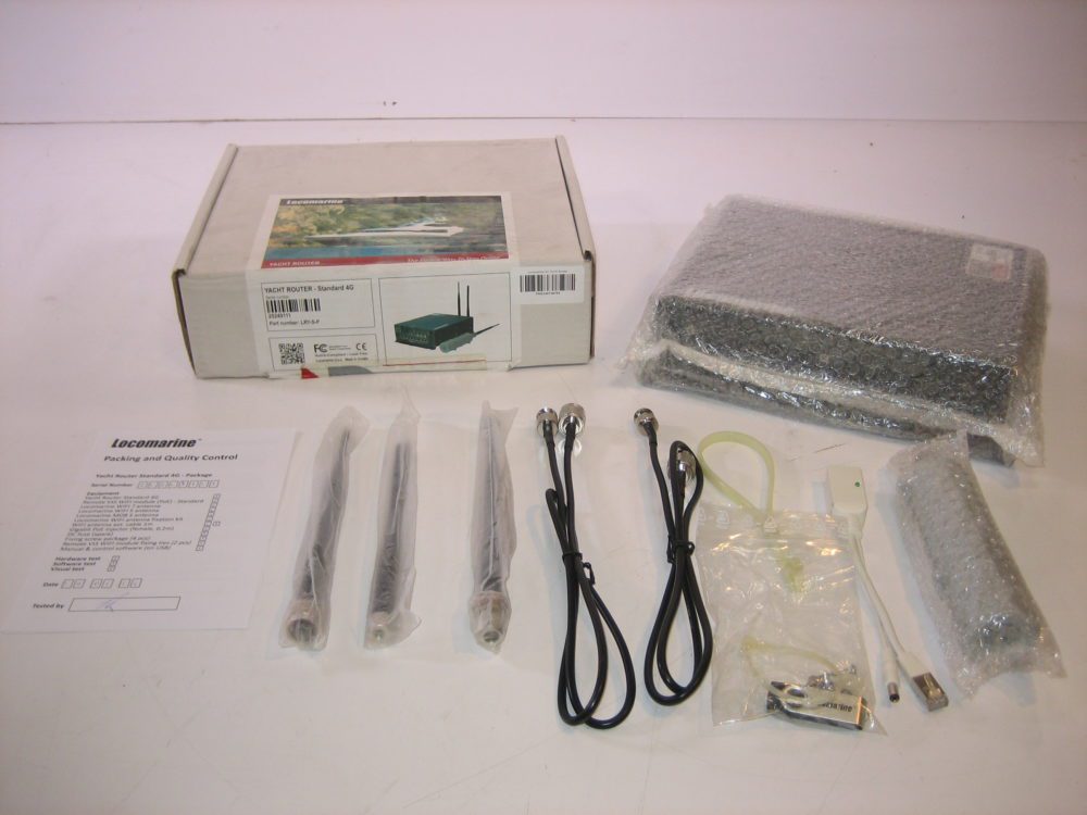 LocoMarine Yacht Router *NEW OLD STOCK* Standard 4G Booster LYR-S-P ...
