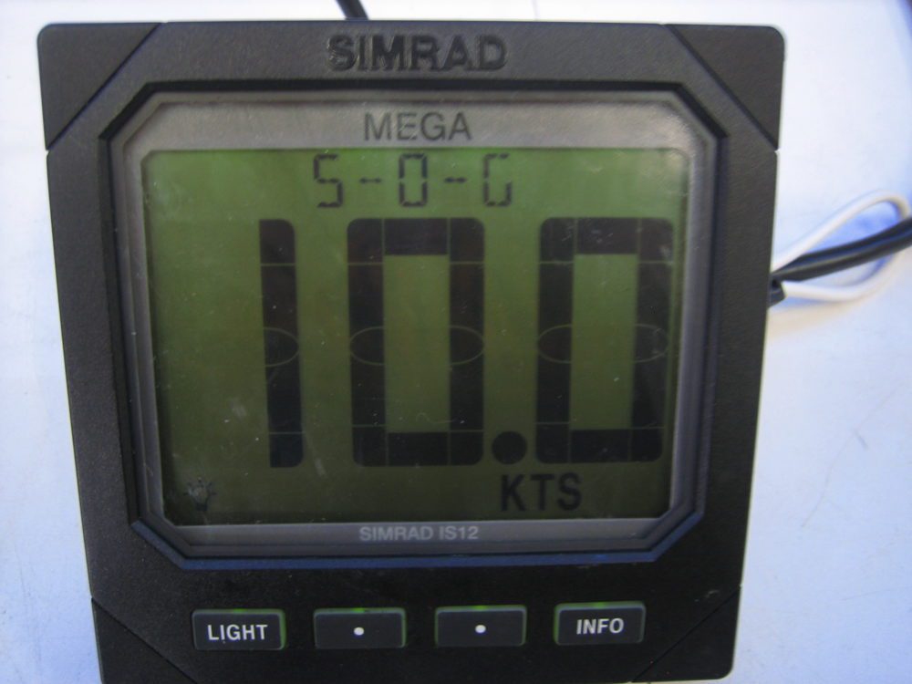 Simrad IS12 / E04156 - Mega Display - Great Condition! - Max Marine ...