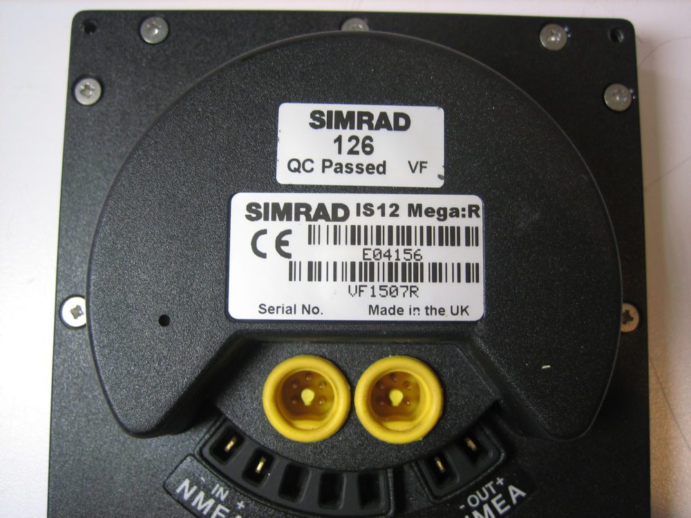 Simrad IS12 / E04156 - Mega Display - Great Condition! - Max Marine ...