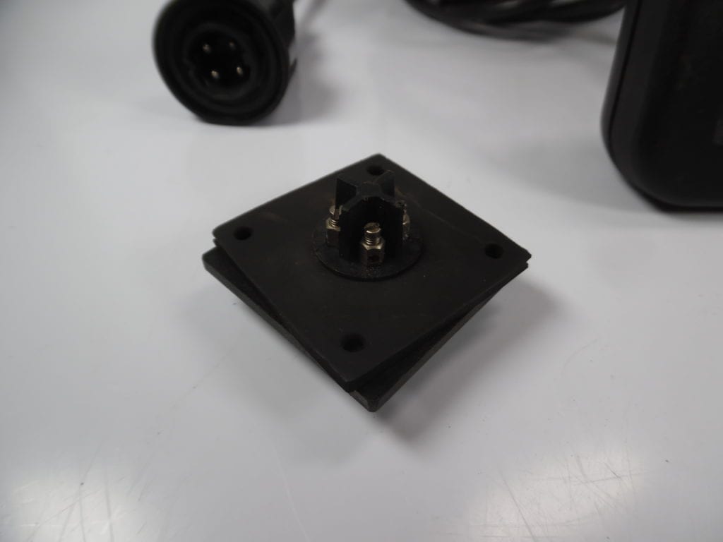 Navico - Wheelpilot WP5000 - Wheel Drive Autopilot W/ Dash Mount Plug ...