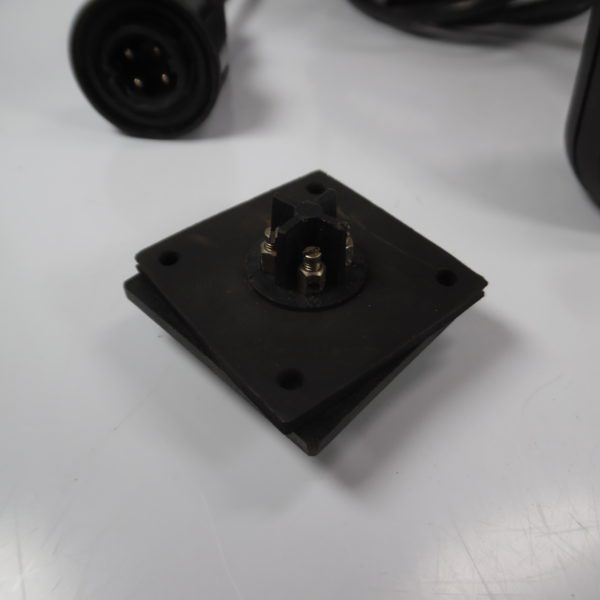 Navico - Wheelpilot WP5000 - Wheel Drive Autopilot W/ Dash Mount Plug ...