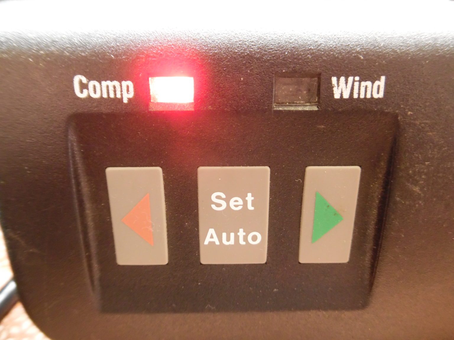 Navico - Wheelpilot WP5000 - Wheel Drive Autopilot W/ Dash Mount Plug ...