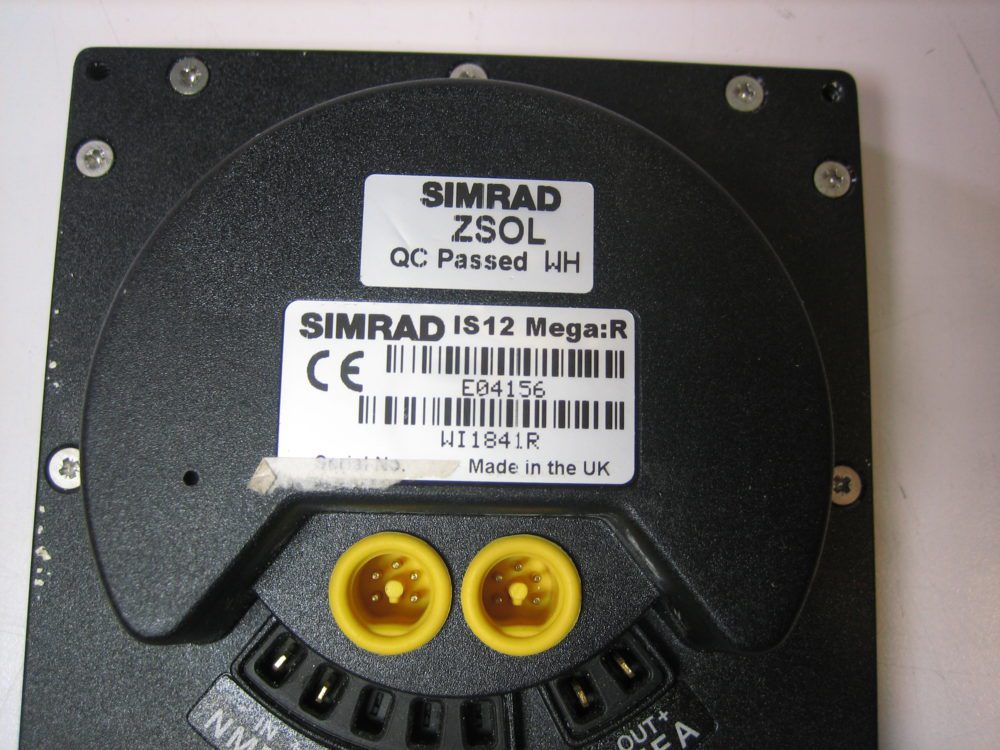 Simrad IS12 / E04156 - Mega Display - Good Condition - Max Marine ...