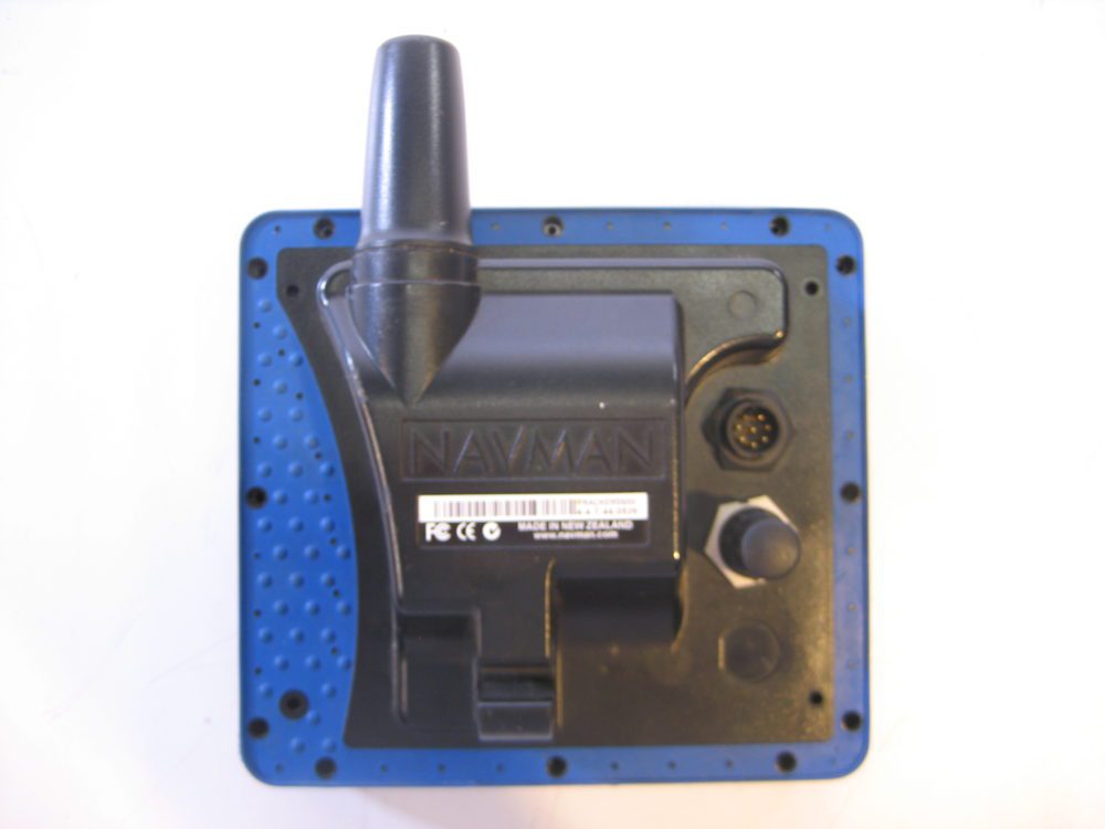 Navman Tracker 5500i Head Unit - NO GPS Fix - PARTS REPAIR - Max Marine ...