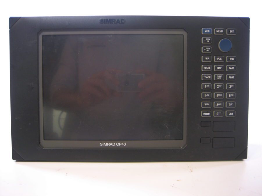 Simrad CP40 DGPS ChartPlotter - For Parts/Repair - Max Marine Electronics