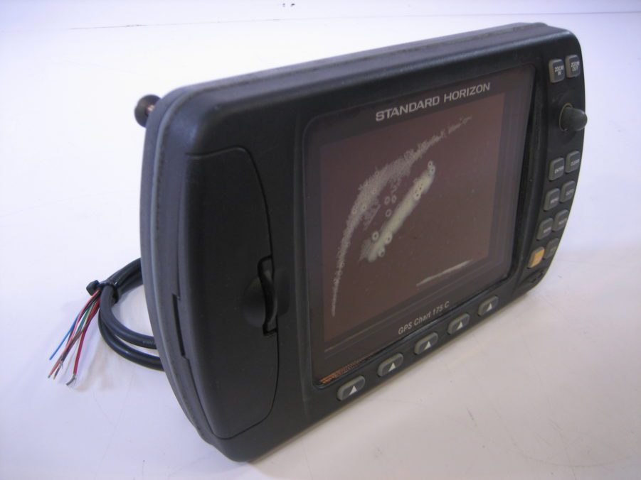 Standard Horizon GPS Chart CP175 C Color GPS Chart Plotter (Parts Unit ...