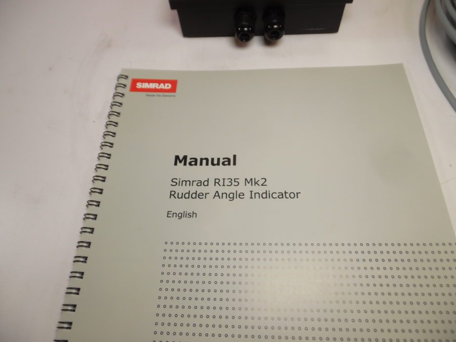 Simrad Rudder Indicator RI35 MK2 22084024 W/ Cable + Install Kit - NEW ...