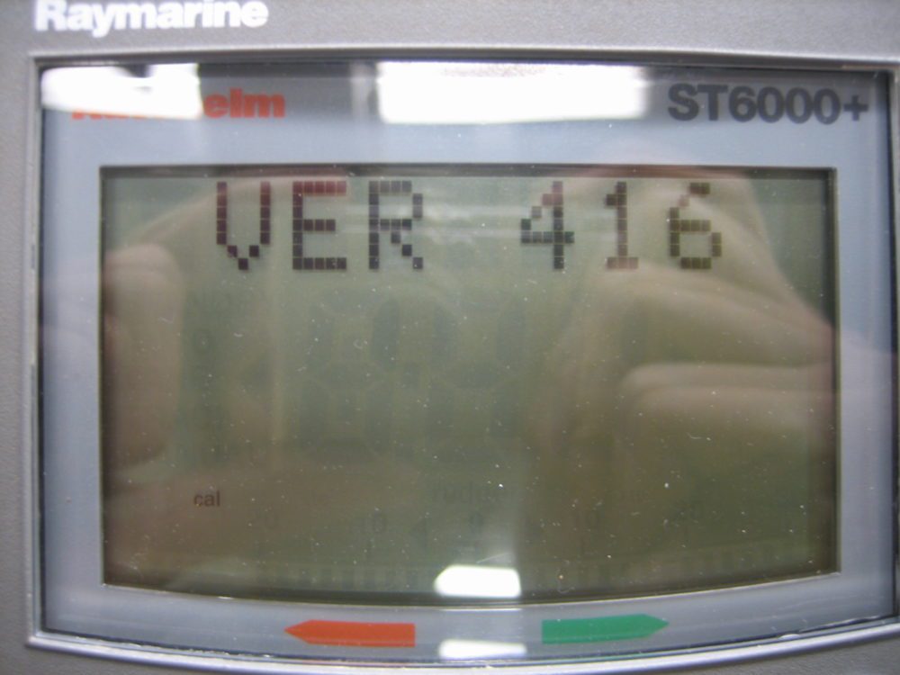 Raytheon/Raymarine ST6000+ Seatalk Autopilot Head - NEW LCD - Z299 ...