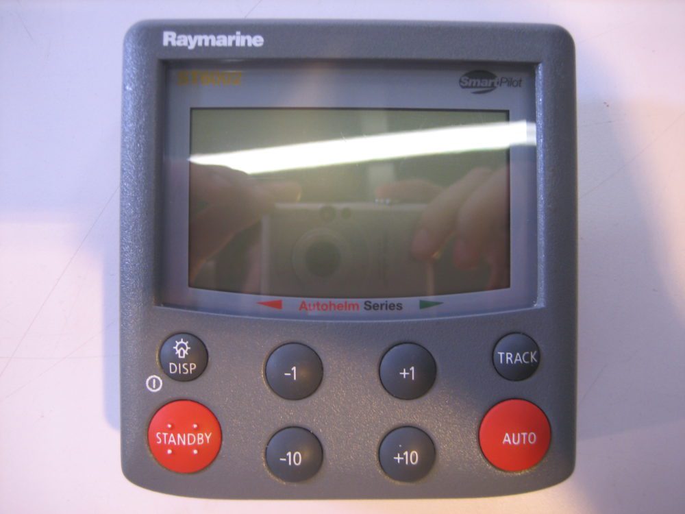 Raymarine/Raytheon ST6002 - Seatalk Autopilot Head - E12098-P - NEW LCD ...