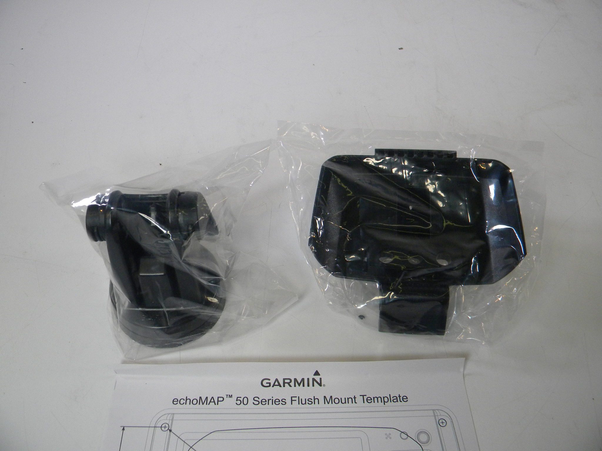 Garmin EchoMap 50 Series Flush Mount Template and Bracket Kit - New ...