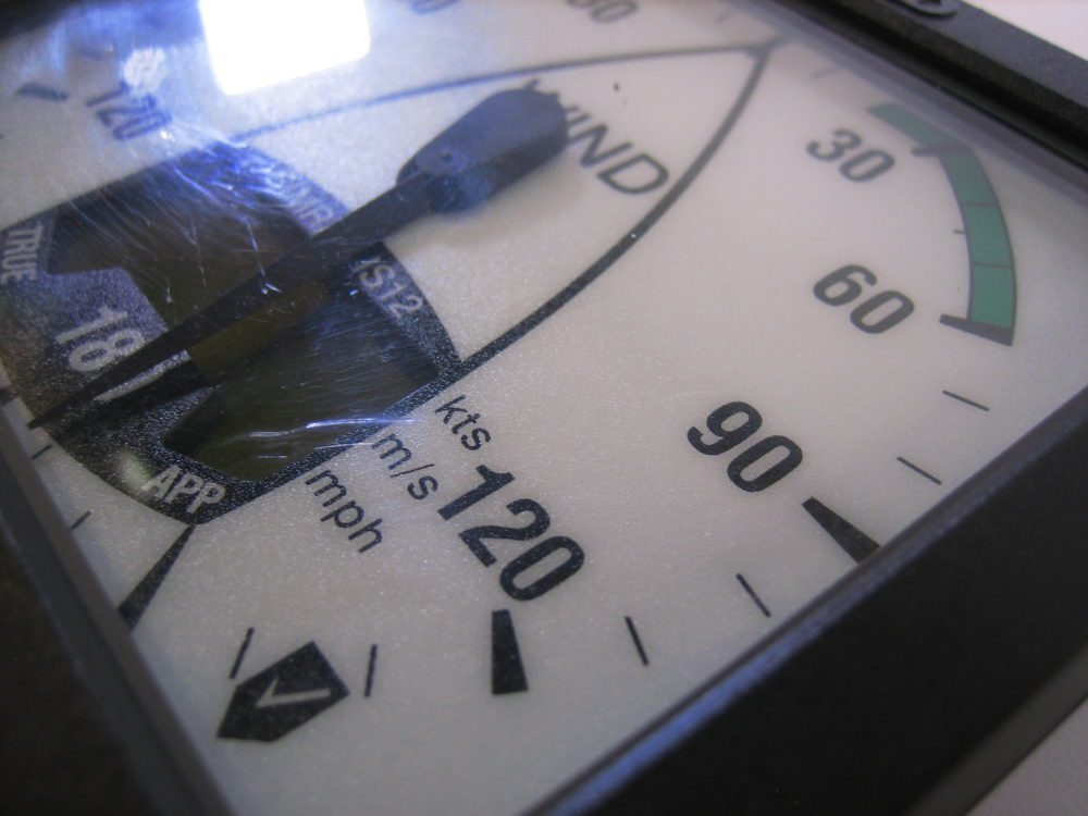 Simrad IS12 - E03897 - Wind Display - Good Condition! - Max Marine ...
