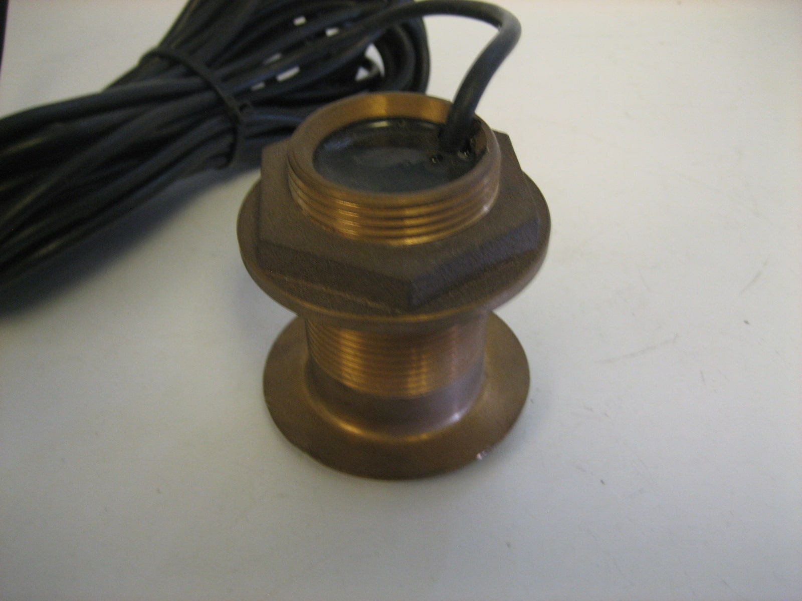 Airmar/Zercom? 150 kHz Thru-Hull Bronze Transducer w/ RCA Connector ...